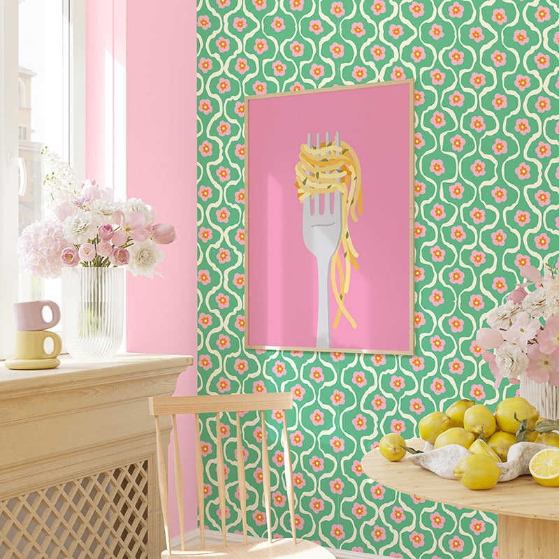 WIGGLE WIGGLE GREEN WALLPAPER – OhSoDaisy